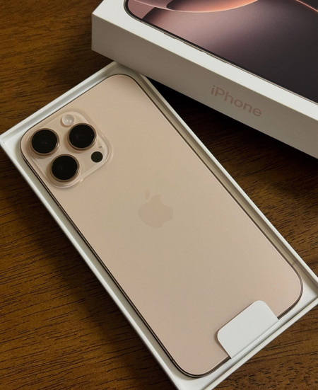 iPhone 16 Pro Max