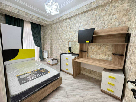 продается квартира 77 м2 3\4\7