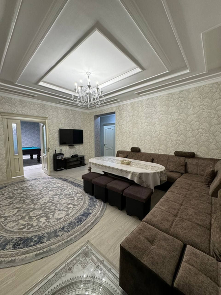 Dacha Bilyart oila uchun ichkiliksiz