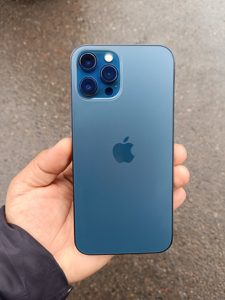 Iphoney 12 pro max 128 tali