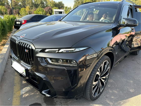 BMW X7 M60i full option
