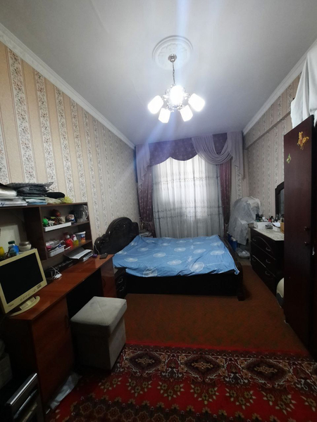 Срочно продаю 2-х комнатнаю квартиру в Сергели 7