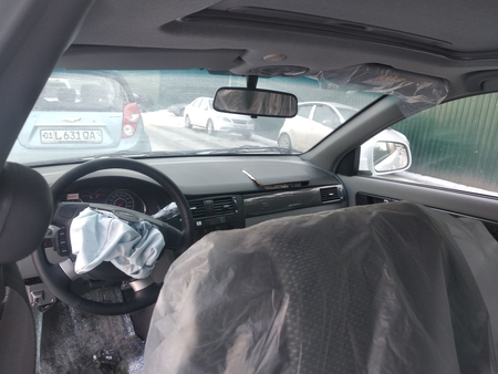 har xil turdigi moshina airbag remonti bor