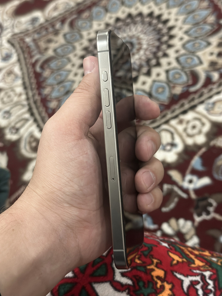 Ayfon 15 pro max 256 gb