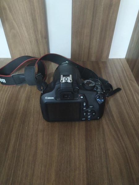 Фотоаппарат CANON 1200D