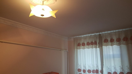 Срочно продам 3 ханалы квартира 22мкр дом13 кв9   3 этаж  боковой емес