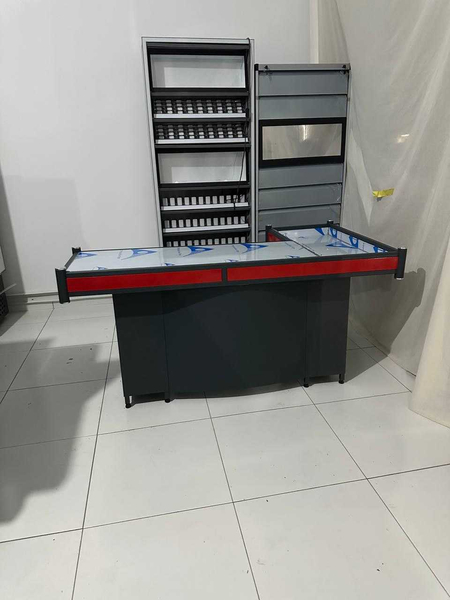 Marketlar uchun tayyor kassa stol arera.uz