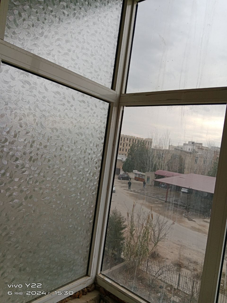 Срочно 2 хона 3 этаж Карши марказ