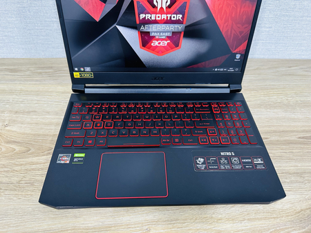 ACER Nitro Ryzen 5-12 Ядер+GTX1650-4ГБ DDR6 Идеал состояние