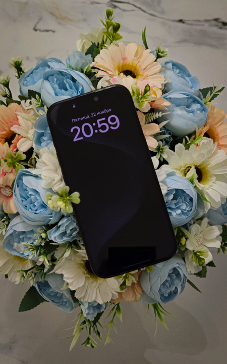 Продается iPhone 15 pro