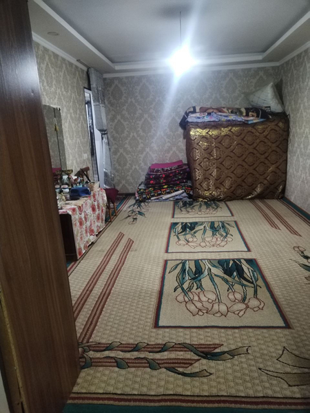 Срочно продается квартира (Янгиюль, кондитерская)