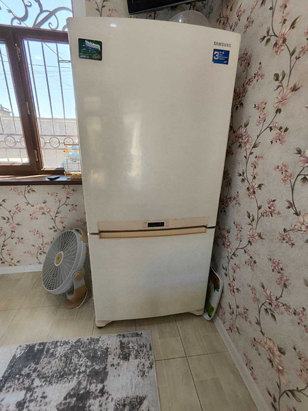 Продается Холодильник
