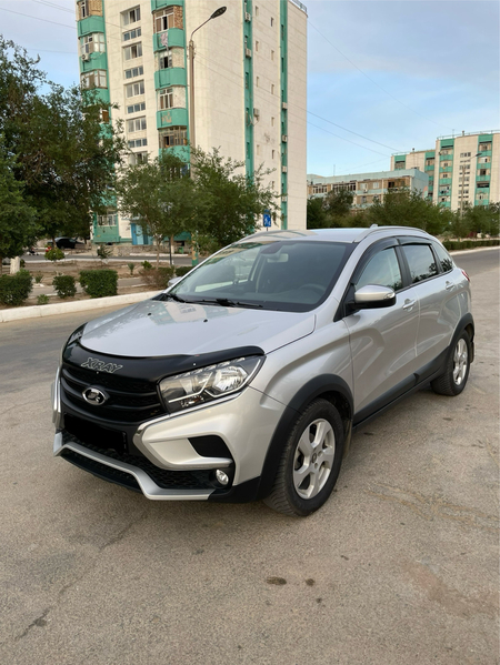 Lada Xray Cross 1.8