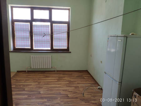 Дом сотилади 2-этаж, 2-хонали, 84 м/кв Бочкани қаторидан 3-дом