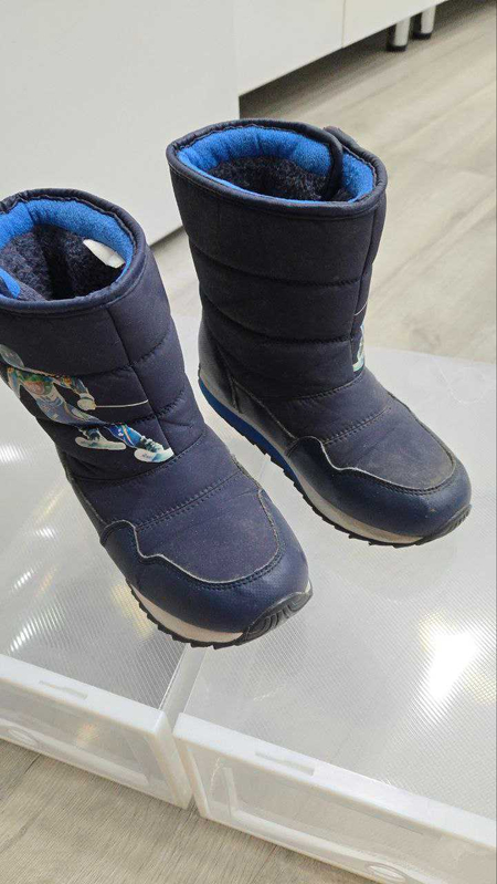 Продаются ботинки Adidas оригинал, 31 размер б/у