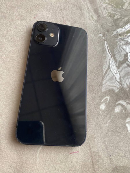 Iphone 12mini pamyat128 yomkst 76 face ishlay di  ekran rodnoy
