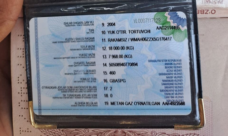 Man yuk tashuvchi moshina