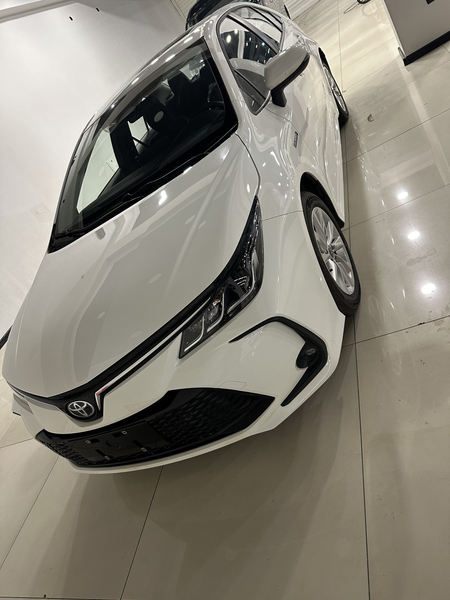 Toyota COROLLA 1,8 Hybrit
