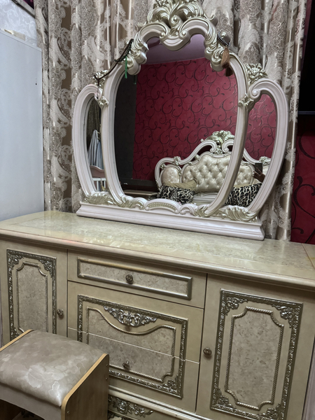 Spalni kamplekt bu xitoy chestri bilan