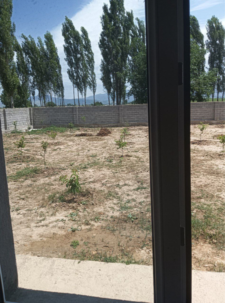 ПРОДАЕТСЯ Дом в Паркенте, 8 соток, приватизирован