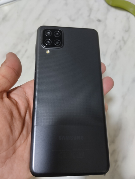 Samsung Galaxy A12