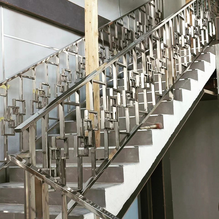 Nerjaveyka / loft perila