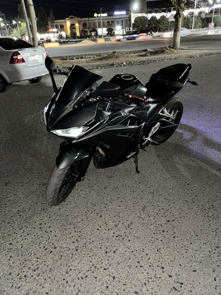 kavasaki monster 4