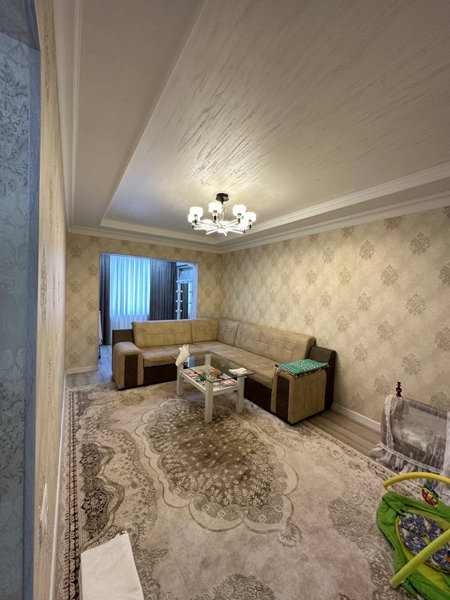 Метро Айбек 3х комн