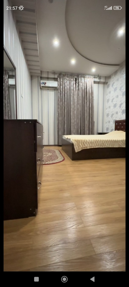 Здаёться квартира 3 комнатная в Яккасарайском районе улица Шота Рустав