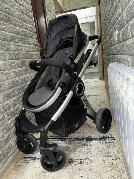 Продам Коляску CHICCO URBAN в отличном состоянии