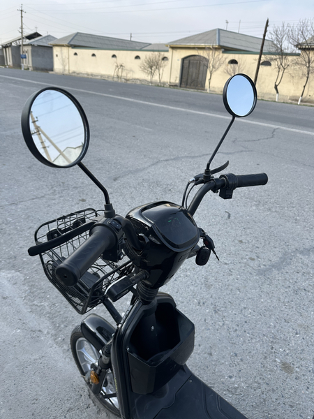 Chontak skuter rabochiy