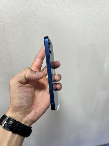 Srochni yangi iphone 12 128gb