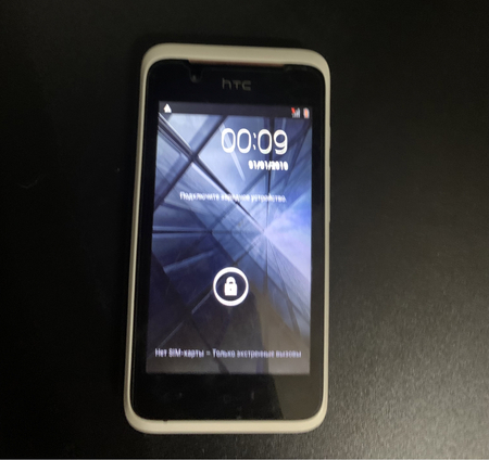 Телефон HTC