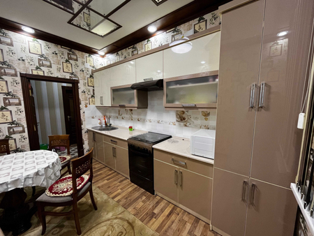 Продается квартира по улице Бабура