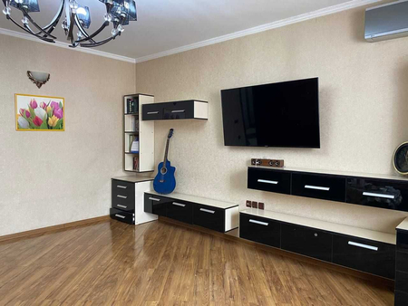 Срочно продается квартира 3/2/9 на Яккасарайском районе ул:Нукус J2798