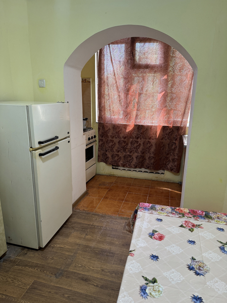 Аренда квартиры максим горький. 1/4/5  28м2  300$