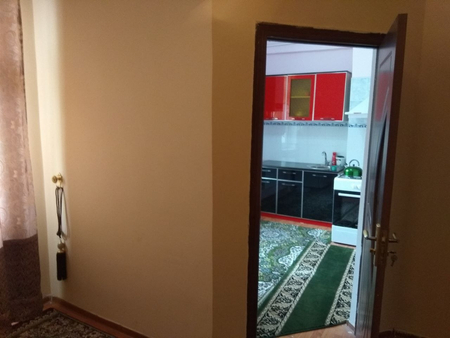 Продам 2/3/7 Сергели-5а чистая.