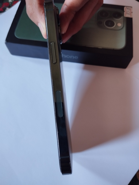 iPhone 13 pro green 128 talik srochna sotiladi