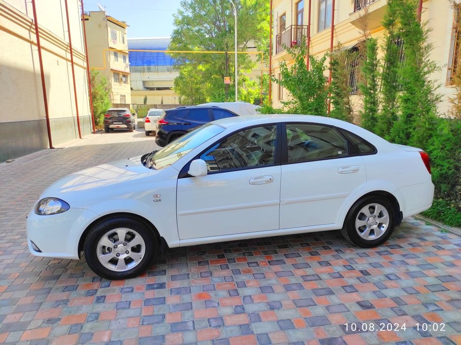 Lacetti 2013 года