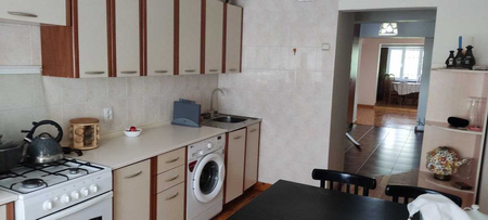 (К124005) Продается 2-х комнатная квартира в Шайхантахурском районе.