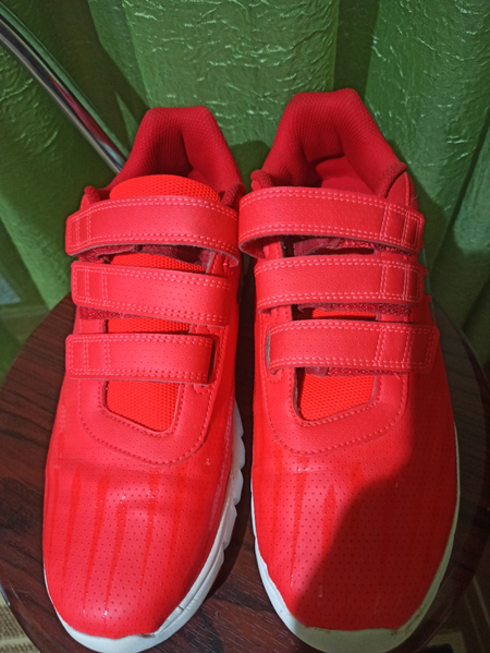 Кроссовки Nike, новые