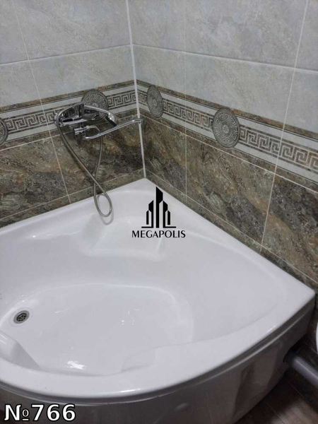 №766     5- mikrarayondan 1 xonali kvartira sotiladi