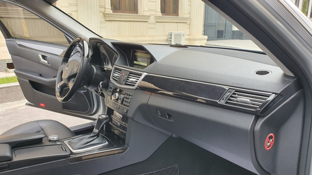 Mercedes W212 AMG 2012 Americanka Состаяние Йенгиде Пробег 210000Км