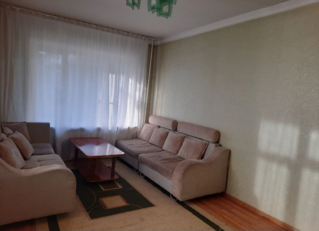 Oilaga 1xona 350ye.Olmazor.t.Qoraqamich1/4.Al-Buxoriy yaqin.Rieltor50%