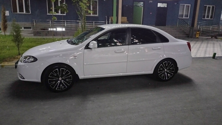 Chevrolet  Lacetti