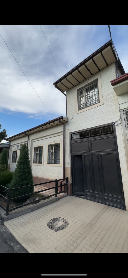 Продается Дом ( участок , ховли) 4,5 сотки , Юнусабад Туркургон