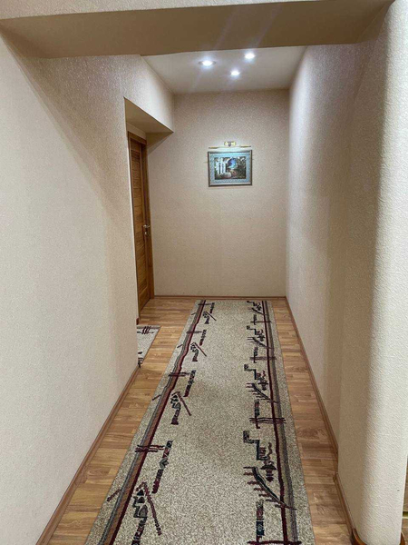 Продаётся  3/5/5  100 кв.м квартира на Ц-1 Br04