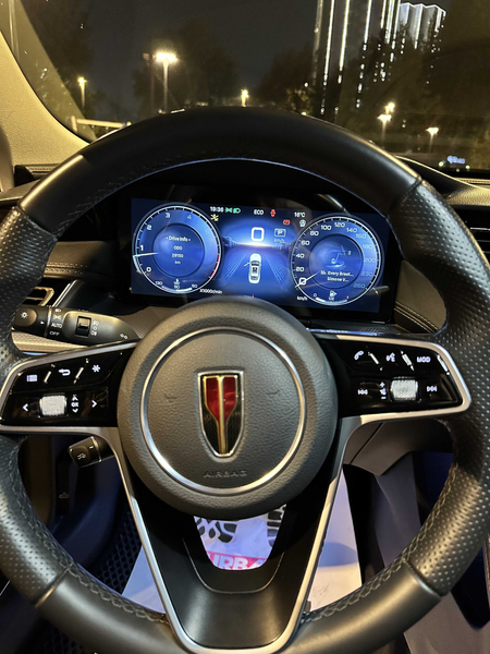 Hongqi H5 restyle