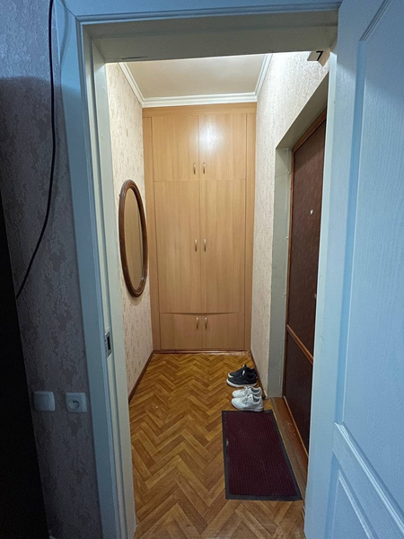 Сдам квартиру на Максим Горького.
