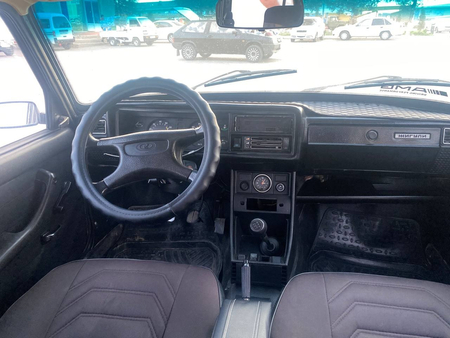 Vaz 2107 sotiladi
